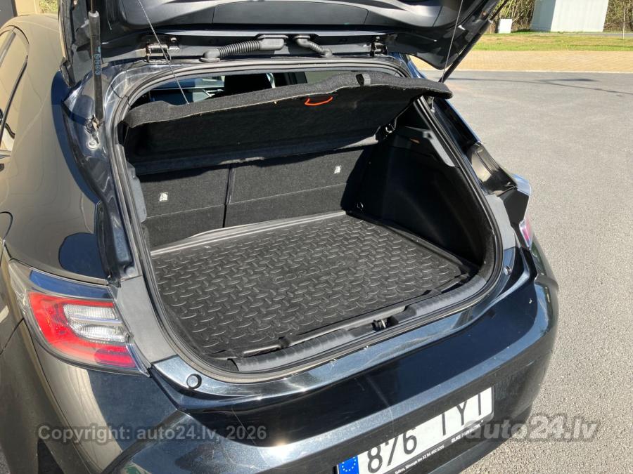 Melns Toyota Corolla 2020 Tallina, ar dzinēja tilpumu 1.20 L un nobraukumu 104 tūkst. km par 15500 €, foto 11 vietnē AUTOMOTO.COM.LV