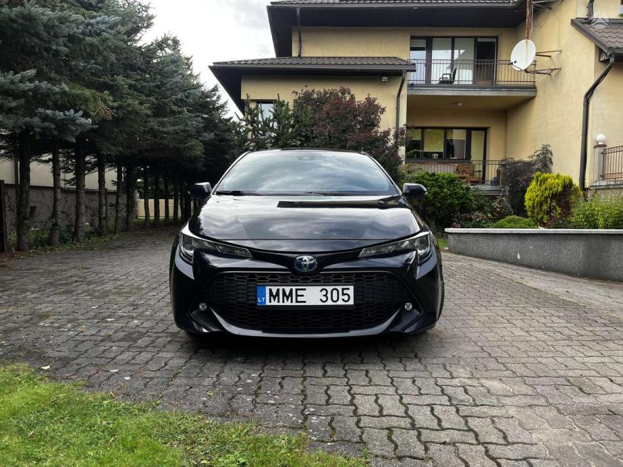 Melns Toyota Corolla 2020 Viļņa, ar dzinēja tilpumu 1.80 L un nobraukumu 115 tūkst. km par 14000 €, foto 3 vietnē AUTOMOTO.COM.LV