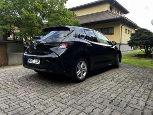 Melns Toyota Corolla 2020 Viļņa, ar dzinēja tilpumu 1.80 L un nobraukumu 115 tūkst. km par 14000 €, foto 6 vietnē AUTOMOTO.COM.LV