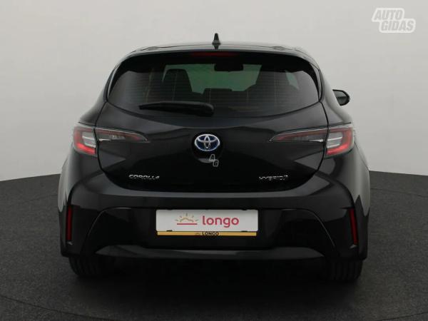 Black Toyota Corolla 2021 in Vilnius, with an engine capacity of 1.80 L and mileage of 57 thousand km for 18499 €, photo 5 on AUTOMOTO.COM.LV