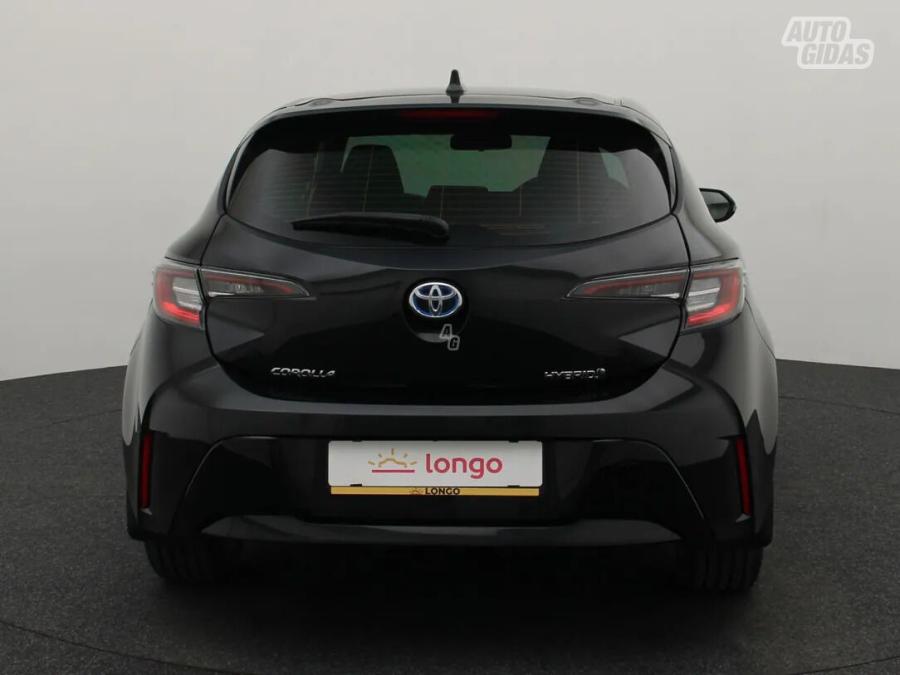 Melns Toyota Corolla 2021 Viļņa, ar dzinēja tilpumu 1.80 L un nobraukumu 57 tūkst. km par 18499 €, foto 5 vietnē AUTOMOTO.COM.LV