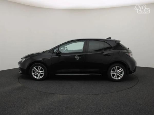 Black Toyota Corolla 2021 in Vilnius, with an engine capacity of 1.80 L and mileage of 57 thousand km for 18499 €, photo 6 on AUTOMOTO.COM.LV