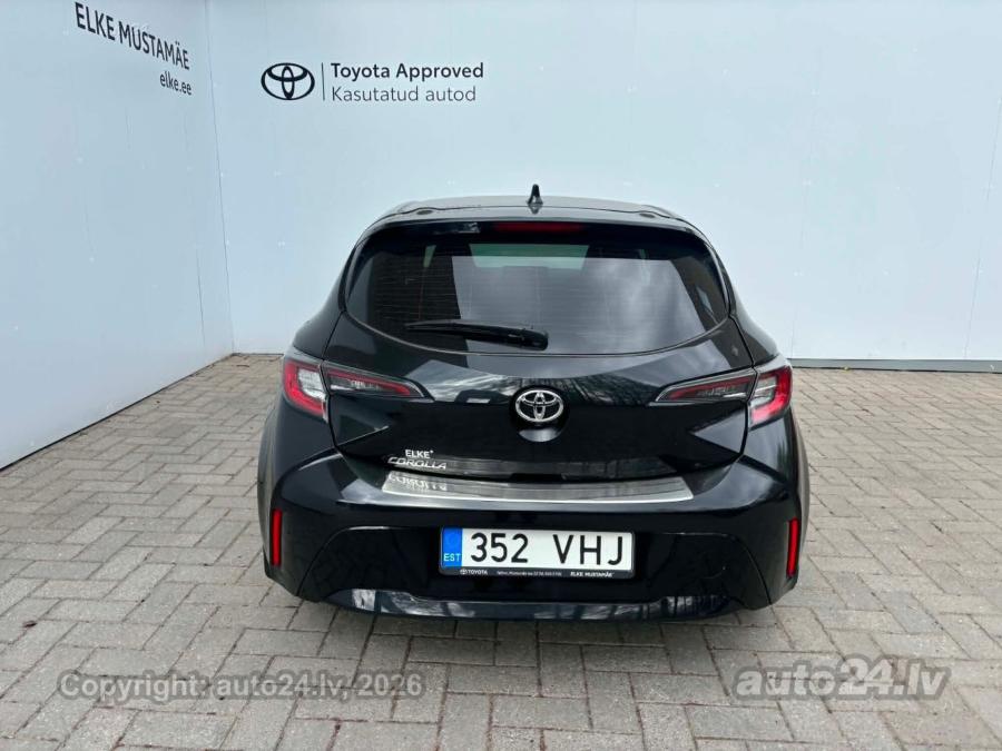 Черный Тойота Королла 2021 в Таллин, объемом двигателя 1.20 л и пробегом 64 тыс. км за 16495 €, фото 5 на AUTOMOTO.COM.LV