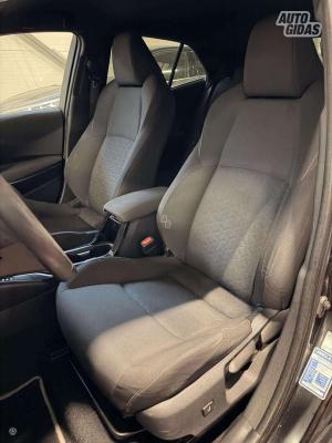 Melns Toyota Corolla 2021 Viļņa, ar dzinēja tilpumu 1.80 L un nobraukumu 188 tūkst. km par 14950 €, foto 9 vietnē AUTOMOTO.COM.LV
