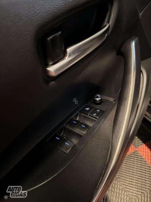 Melns Toyota Corolla 2021 Viļņa, ar dzinēja tilpumu 1.80 L un nobraukumu 188 tūkst. km par 14950 €, foto 12 vietnē AUTOMOTO.COM.LV