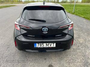 Black Toyota Corolla 2021 in Tallinn, with an engine capacity of 0.00 L and mileage of 129 thousand km for 16999 €, photo 5 on AUTOMOTO.COM.LV