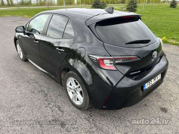 Black Toyota Corolla 2021 in Tallinn, with an engine capacity of 0.00 L and mileage of 129 thousand km for 16999 €, photo 6 on AUTOMOTO.COM.LV