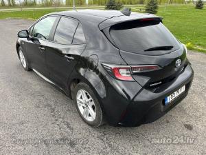 Black Toyota Corolla 2021 in Tallinn, with an engine capacity of 0.00 L and mileage of 129 thousand km for 16999 €, photo 7 on AUTOMOTO.COM.LV