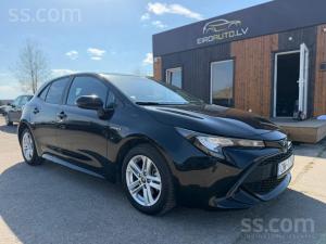 Black Toyota Corolla 2021 in Riga, with an engine capacity of 1.80 L and mileage of 195 thousand km for 14950 €, photo  on AUTOMOTO.COM.LV
