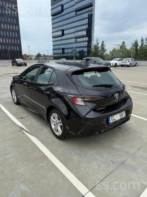 Melns Toyota Corolla 2021 Rīga, ar dzinēja tilpumu 1.20 L un nobraukumu 65 tūkst. km par 15000 €, foto 4 vietnē AUTOMOTO.COM.LV