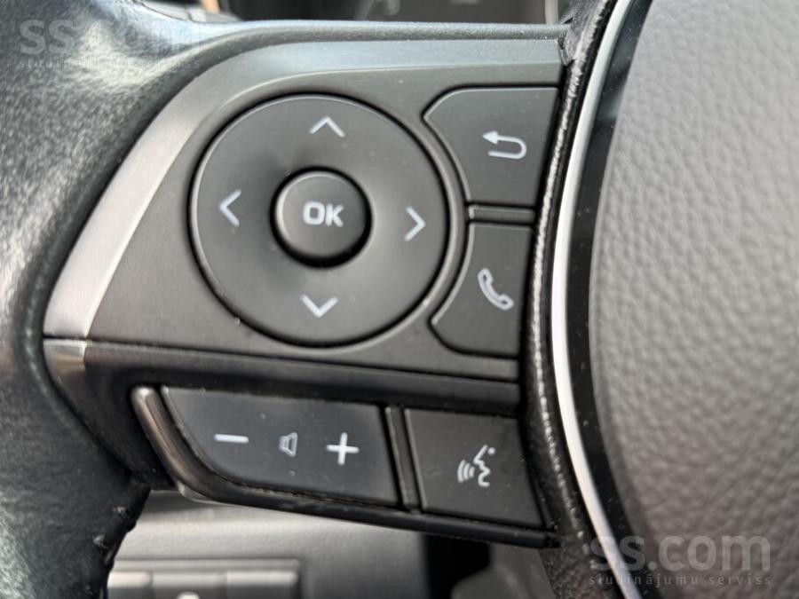 Melns Toyota Corolla 2021 Rīga, ar dzinēja tilpumu 1.80 L un nobraukumu 195 tūkst. km par 14950 €, foto 7 vietnē AUTOMOTO.COM.LV
