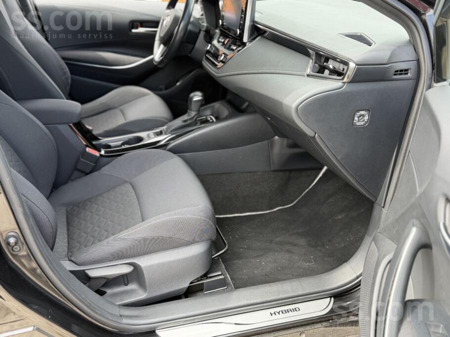 Melns Toyota Corolla 2021 Rīga, ar dzinēja tilpumu 1.80 L un nobraukumu 195 tūkst. km par 14950 €, foto 13 vietnē AUTOMOTO.COM.LV