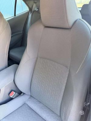 Melns Toyota Corolla 2021 Viļņa, ar dzinēja tilpumu 1.80 L un nobraukumu 188 tūkst. km par 14950 €, foto 16 vietnē AUTOMOTO.COM.LV