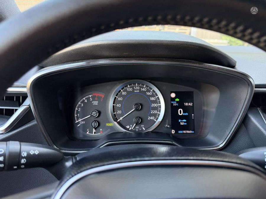 Melns Toyota Corolla 2021 Viļņa, ar dzinēja tilpumu 1.80 L un nobraukumu 188 tūkst. km par 14950 €, foto 32 vietnē AUTOMOTO.COM.LV