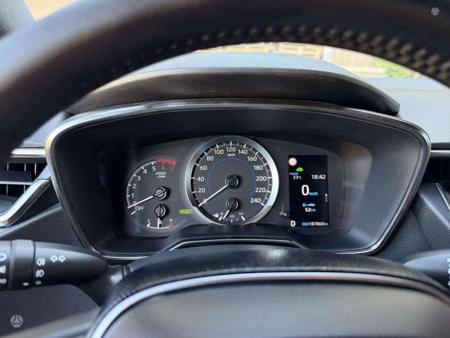 Melns Toyota Corolla 2021 Viļņa, ar dzinēja tilpumu 1.80 L un nobraukumu 188 tūkst. km par 13900 €, foto 32 vietnē AUTOMOTO.COM.LV