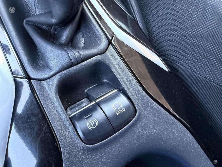 Melns Toyota Corolla 2021 Viļņa, ar dzinēja tilpumu 1.80 L un nobraukumu 188 tūkst. km par 13900 €, foto 34 vietnē AUTOMOTO.COM.LV