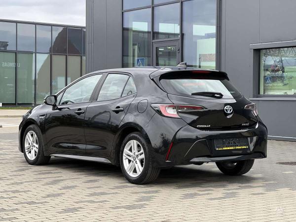 Melns Toyota Corolla 2021 Šauļi, ar dzinēja tilpumu 1.80 L un nobraukumu 52 tūkst. km par 17900 €, foto 10 vietnē AUTOMOTO.COM.LV