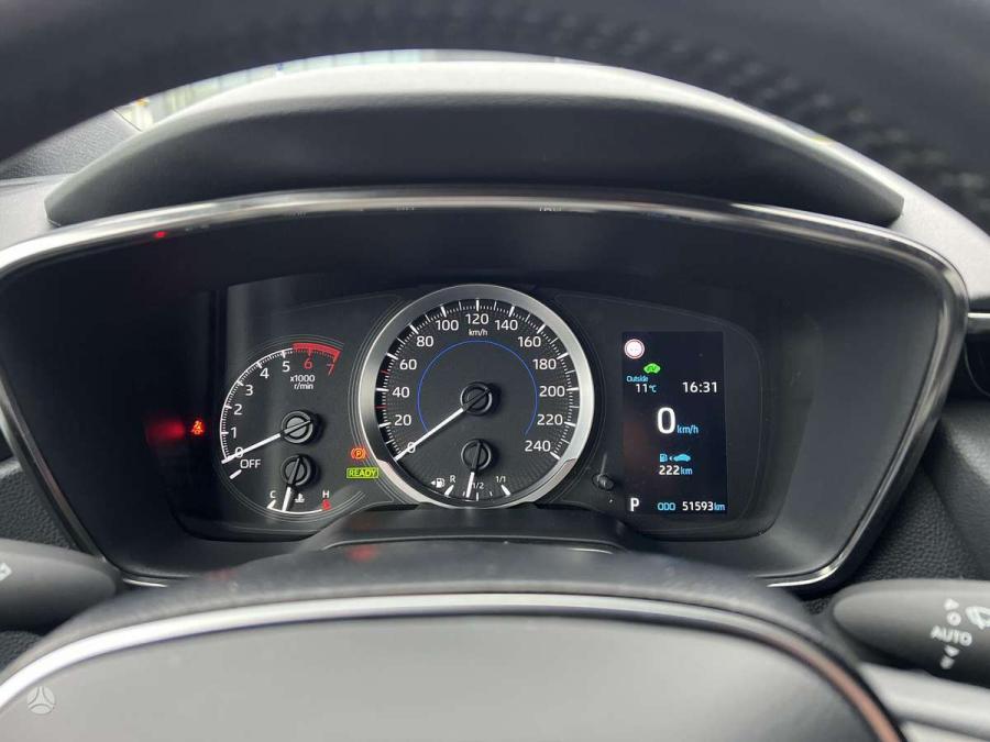 Melns Toyota Corolla 2021 Šauļi, ar dzinēja tilpumu 1.80 L un nobraukumu 52 tūkst. km par 17900 €, foto 13 vietnē AUTOMOTO.COM.LV