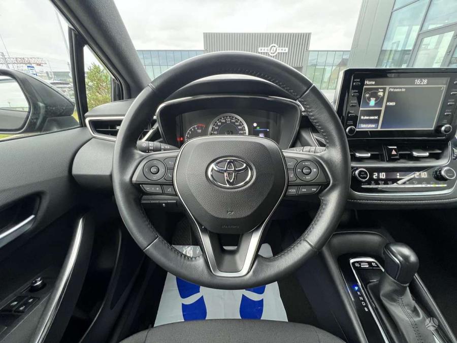 Melns Toyota Corolla 2021 Šauļi, ar dzinēja tilpumu 1.80 L un nobraukumu 52 tūkst. km par 17900 €, foto 14 vietnē AUTOMOTO.COM.LV