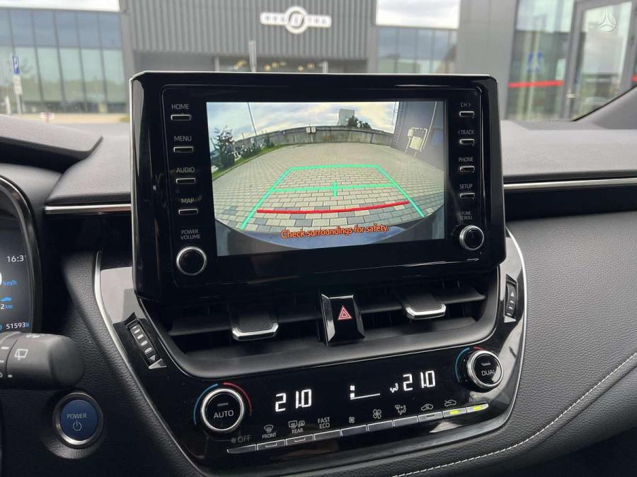 Melns Toyota Corolla 2021 Šauļi, ar dzinēja tilpumu 1.80 L un nobraukumu 52 tūkst. km par 17900 €, foto 17 vietnē AUTOMOTO.COM.LV