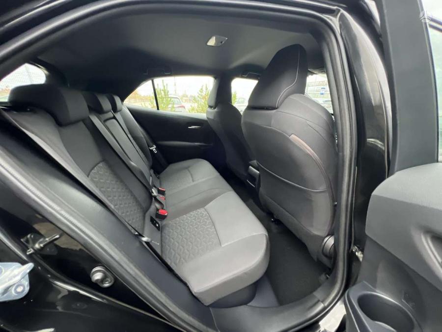 Melns Toyota Corolla 2021 Šauļi, ar dzinēja tilpumu 1.80 L un nobraukumu 52 tūkst. km par 17900 €, foto 20 vietnē AUTOMOTO.COM.LV