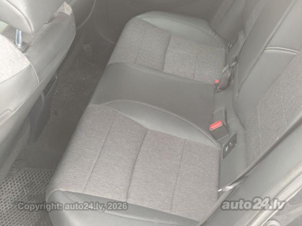 Melns Toyota Corolla 2022 Tallina, ar dzinēja tilpumu 2.00 L un nobraukumu 90 tūkst. km par 17990 €, foto 11 vietnē AUTOMOTO.COM.LV