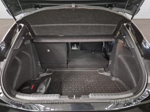 Melns Toyota Corolla 2022 Tallina, ar dzinēja tilpumu 1.20 L un nobraukumu 39 tūkst. km par 17990 €, foto 10 vietnē AUTOMOTO.COM.LV