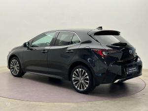 Melns Toyota Corolla 2023 Panevēža, ar dzinēja tilpumu 1.80 L un nobraukumu 54 tūkst. km par 21990 €, foto 6 vietnē AUTOMOTO.COM.LV