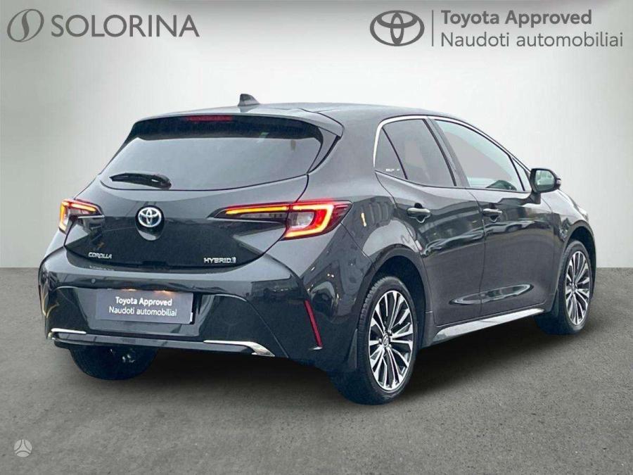Melns Toyota Corolla 2023 Klaipėda, ar dzinēja tilpumu 1.80 L un nobraukumu 51 tūkst. km par 19900 €, foto 2 vietnē AUTOMOTO.COM.LV