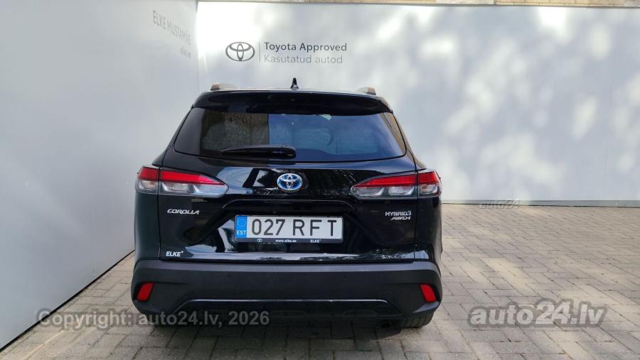 Black Toyota Corolla 2023 in Tallinn, with an engine capacity of 1.99 L and mileage of 84 thousand km for 33495 €, photo 5 on AUTOMOTO.COM.LV