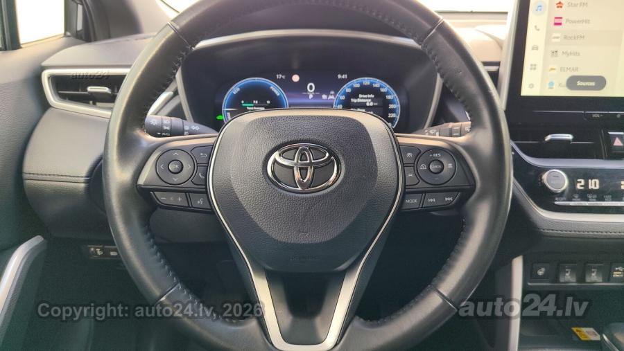 Black Toyota Corolla 2023 in Tallinn, with an engine capacity of 1.99 L and mileage of 84 thousand km for 33495 €, photo 13 on AUTOMOTO.COM.LV