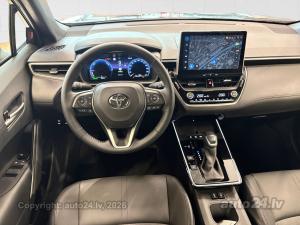 Черный Тойота Королла 2025 в Пярну, объемом двигателя 2.00 л и пробегом 10 тыс. км за 38500 €, фото 10 на AUTOMOTO.COM.LV