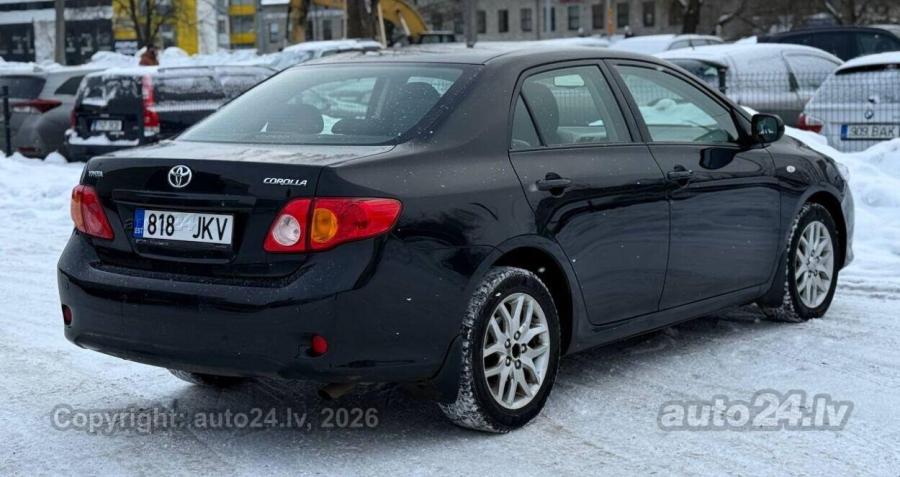 Melns Toyota Corolla 2007 Tallina, ar dzinēja tilpumu 1.60 L un nobraukumu 114 tūkst. km par 3999 €, foto 7 vietnē AUTOMOTO.COM.LV