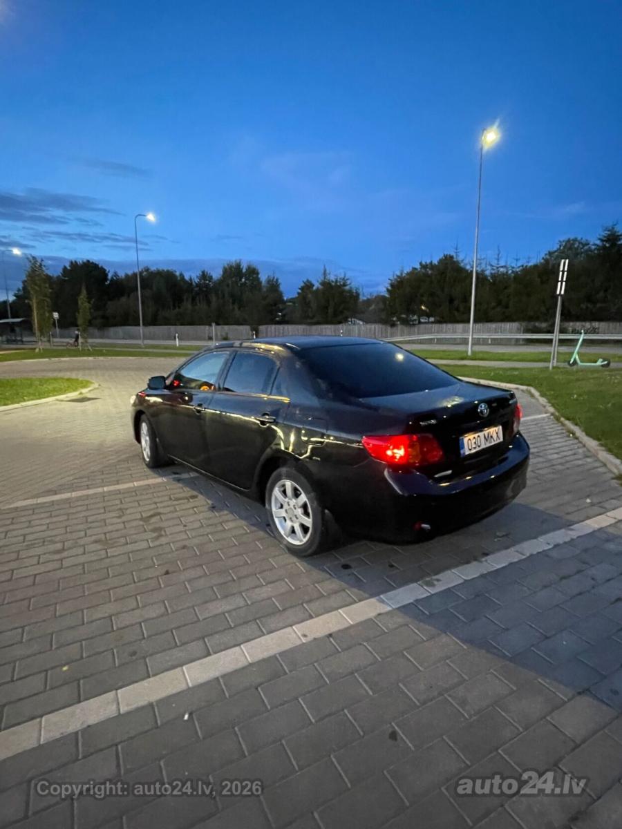Melns Toyota Corolla 2007 Tallina, ar dzinēja tilpumu 1.60 L un nobraukumu 220 tūkst. km par 3250 €, foto 6 vietnē AUTOMOTO.COM.LV