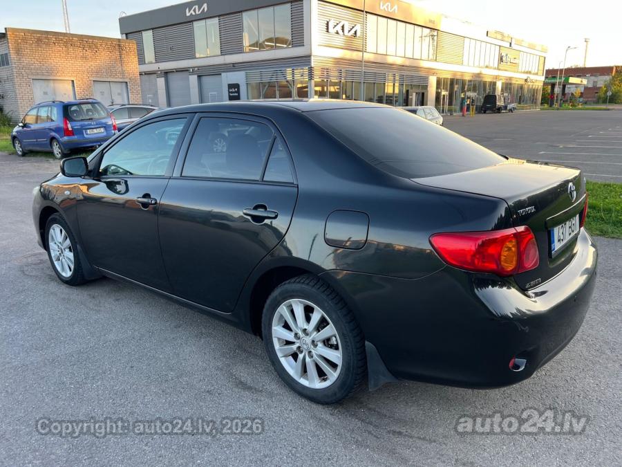 Melns Toyota Corolla 2007 Narva, ar dzinēja tilpumu 1.60 L un nobraukumu 200 tūkst. km par 2999 €, foto 14 vietnē AUTOMOTO.COM.LV