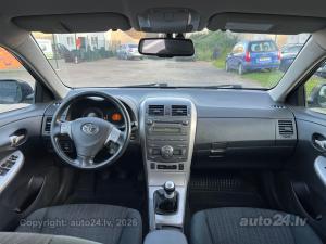 Melns Toyota Corolla 2007 Narva, ar dzinēja tilpumu 1.60 L un nobraukumu 200 tūkst. km par 2999 €, foto 18 vietnē AUTOMOTO.COM.LV