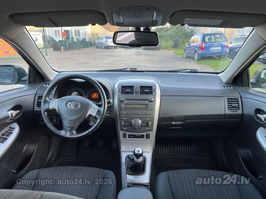 Melns Toyota Corolla 2007 Narva, ar dzinēja tilpumu 1.60 L un nobraukumu 200 tūkst. km par 2999 €, foto 18 vietnē AUTOMOTO.COM.LV