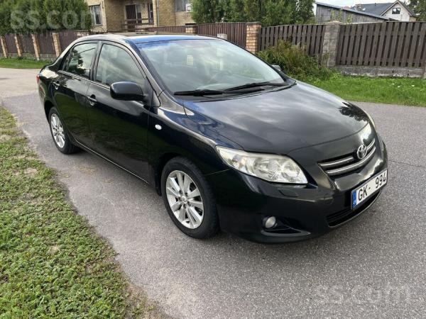 Toyota Corolla 2007 Rīga vietnē Melns Toyota Corolla 2007 Rīga, ar dzinēja tilpumu 1.60 L un nobraukumu 382 tūkst. km par 2290 €, foto 1 vietnē AUTOMOTO.COM.LV