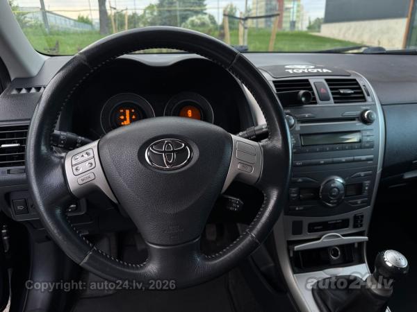 Melns Toyota Corolla 2008 Tartu, ar dzinēja tilpumu 1.60 L un nobraukumu 314 tūkst. km par 3250 €, foto 7 vietnē AUTOMOTO.COM.LV