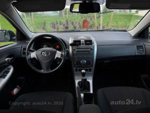 Black Toyota Corolla 2008 in Tartu, with an engine capacity of 1.60 L and mileage of 314 thousand km for 3250 €, photo 9 on AUTOMOTO.COM.LV