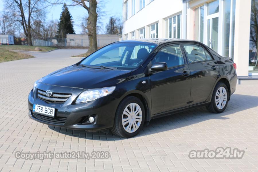 Black Toyota Corolla 2009 in Tartu, with an engine capacity of 1.60 L and mileage of 167 thousand km for 3999 €, photo 3 on AUTOMOTO.COM.LV