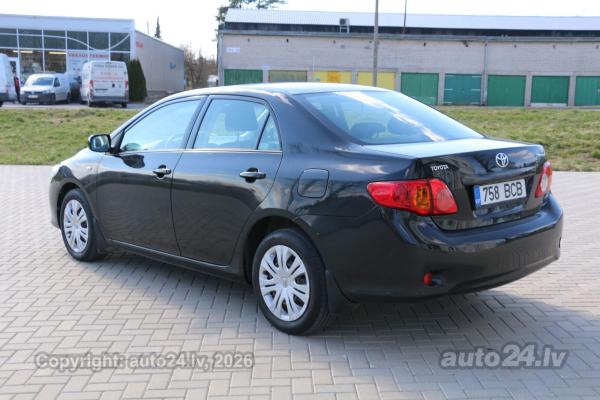 Melns Toyota Corolla 2009 Tartu, ar dzinēja tilpumu 1.60 L un nobraukumu 167 tūkst. km par 3999 €, foto 8 vietnē AUTOMOTO.COM.LV