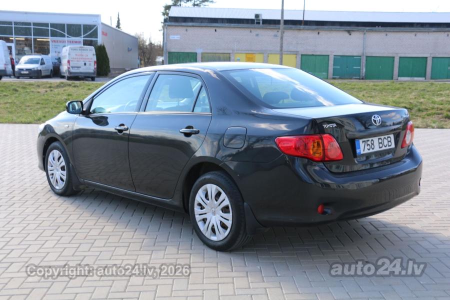 Black Toyota Corolla 2009 in Tartu, with an engine capacity of 1.60 L and mileage of 167 thousand km for 3999 €, photo 9 on AUTOMOTO.COM.LV