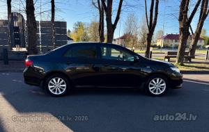 Black Toyota Corolla 2009 in Tallinn, with an engine capacity of 1.60 L and mileage of 260 thousand km for 3299 €, photo 7 on AUTOMOTO.COM.LV