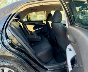 Black Toyota Corolla 2009 in Tallinn, with an engine capacity of 1.60 L and mileage of 260 thousand km for 3299 €, photo 13 on AUTOMOTO.COM.LV