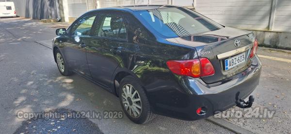 Melns Toyota Corolla 2009 Pērnava, ar dzinēja tilpumu 1.40 L un nobraukumu 246 tūkst. km par 3490 €, foto 7 vietnē AUTOMOTO.COM.LV