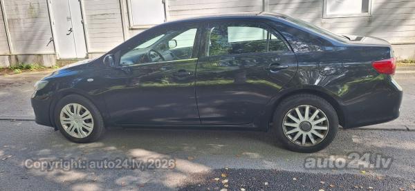 Melns Toyota Corolla 2009 Pērnava, ar dzinēja tilpumu 1.40 L un nobraukumu 246 tūkst. km par 3490 €, foto 8 vietnē AUTOMOTO.COM.LV
