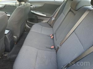 Melns Toyota Corolla 2011 Valmiera, ar dzinēja tilpumu 1.60 L un nobraukumu 276 tūkst. km par 3000 €, foto 4 vietnē AUTOMOTO.COM.LV