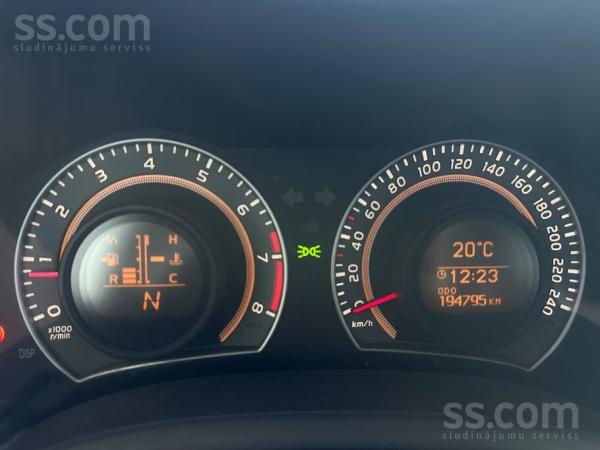 Черный Тойота Королла 2012 в Рига, объемом двигателя 1.60 л и пробегом 195 тыс. км за 4100 €, фото 10 на AUTOMOTO.COM.LV