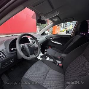 Черный Тойота Королла 2012 в Таллин, объемом двигателя 1.60 л и пробегом 238 тыс. км за 4100 €, фото 6 на AUTOMOTO.COM.LV